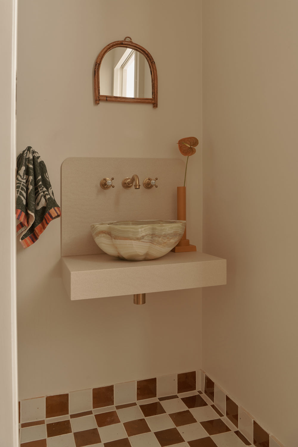 Home Tour: Main Bath, Laundry, Powder